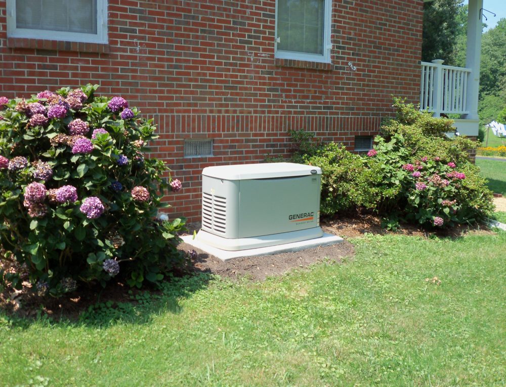 Honeywell 20 kilowatt whole house residential generator installed and ...